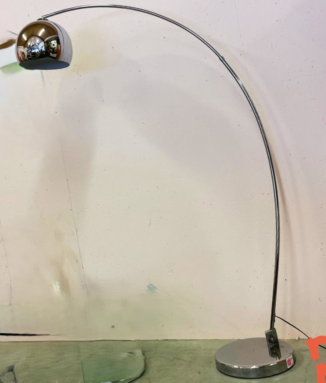 Chrome Retro Arc Lamp | €125 | Whoppah
