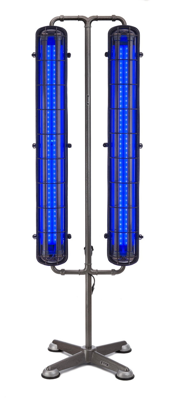 Standing Double "Fluorescent" Fixture | €2,250 | Whoppah