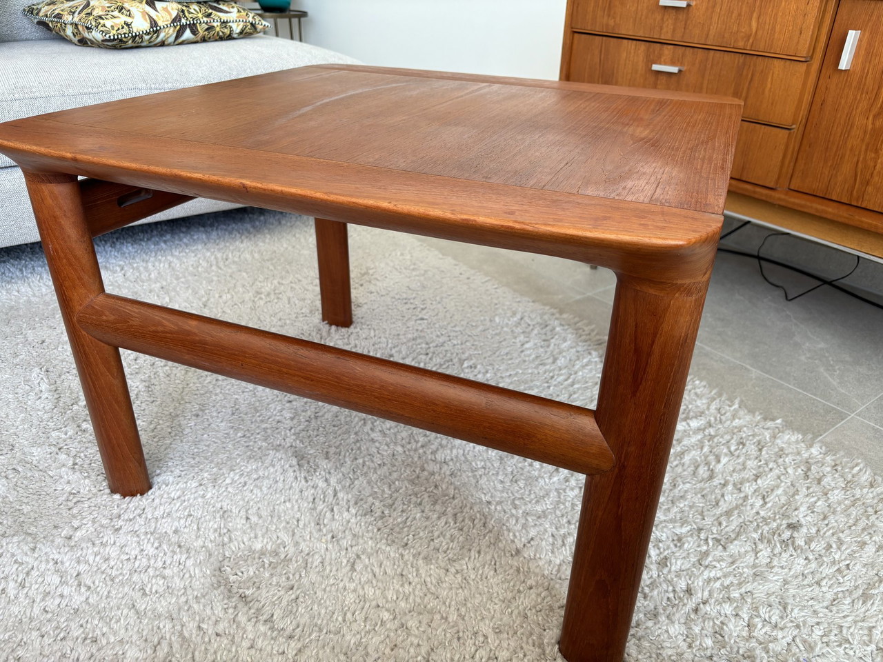 Komfort side table | €400 | Whoppah