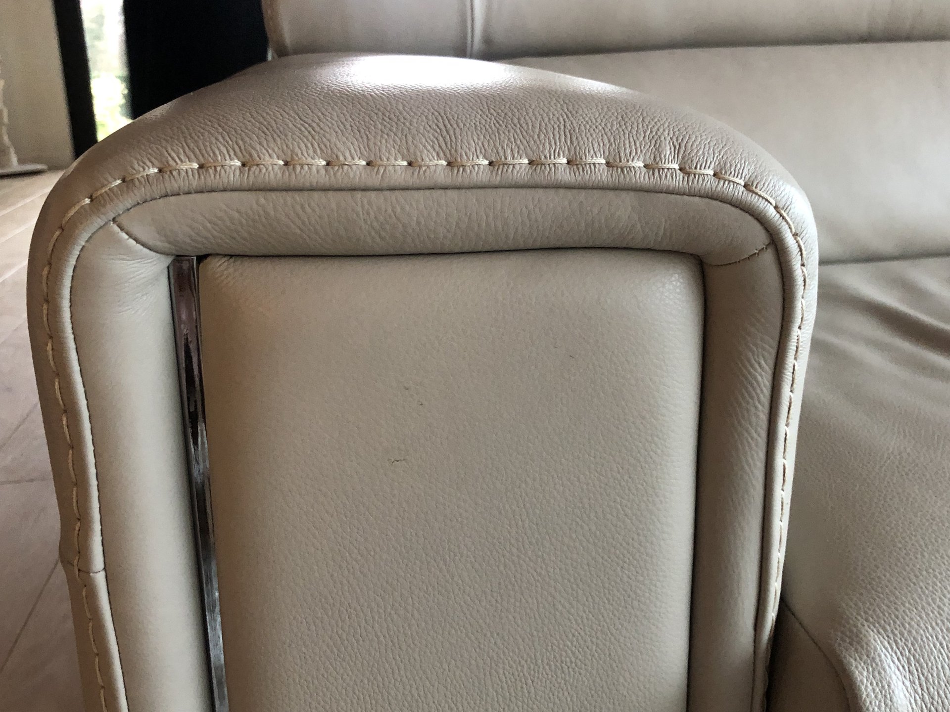 Natuzzi Etoile couch | €1,099 | Whoppah