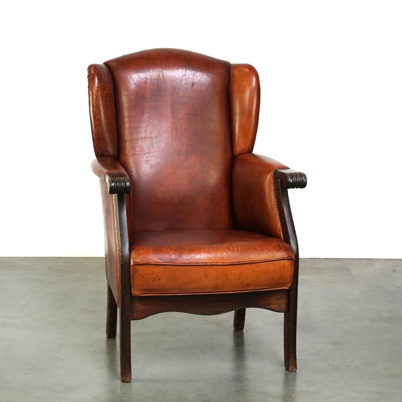Vintage sheep leather ear chair | €940 | Whoppah