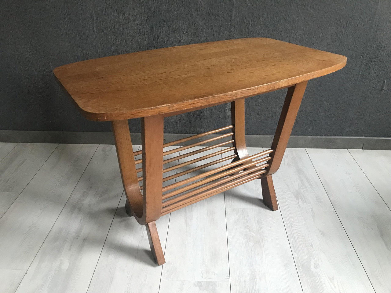 Vintage Reading Tray Side Table Jr. 60 | €95 | Whoppah