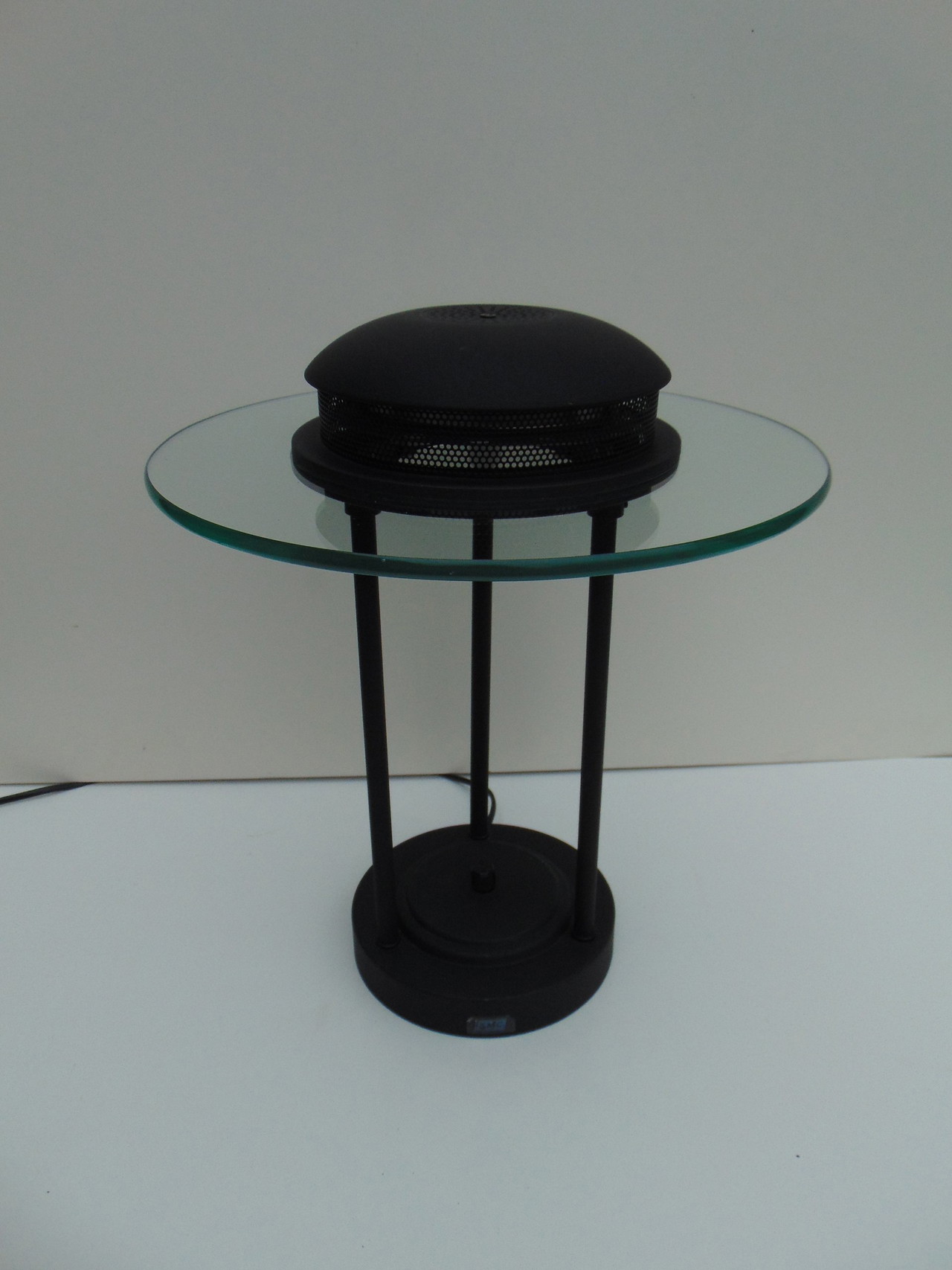 Robert Sonneman table lamp | €110 | Whoppah
