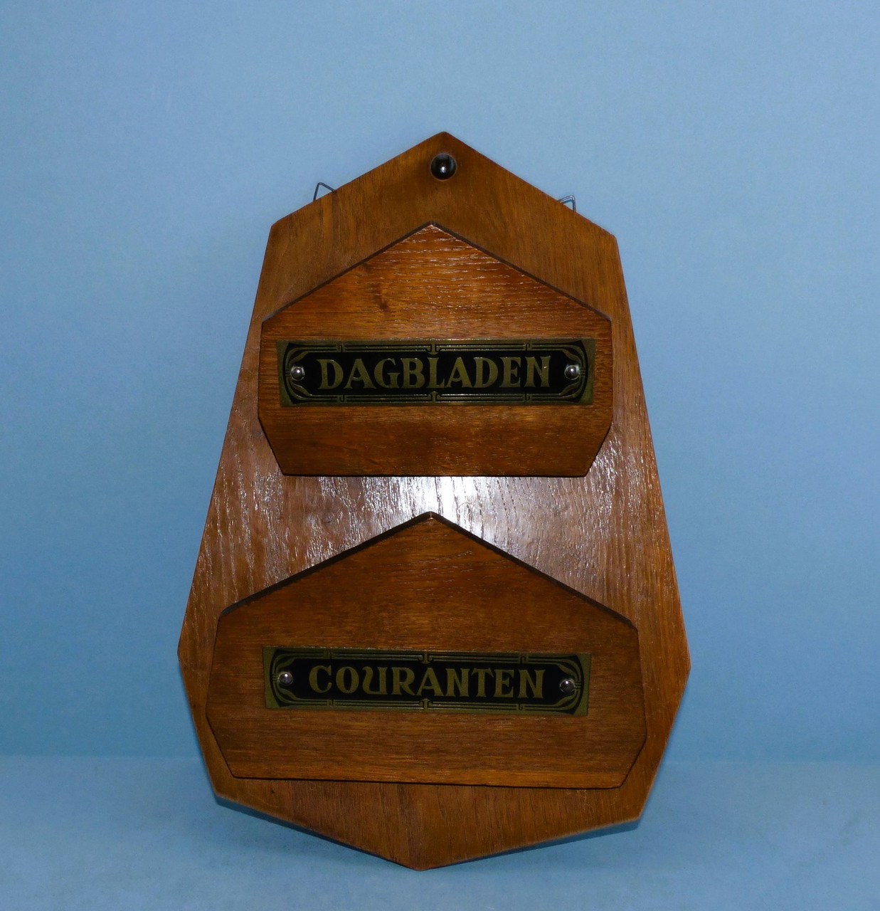 Art deco newspaper rack | €40 | Whoppah