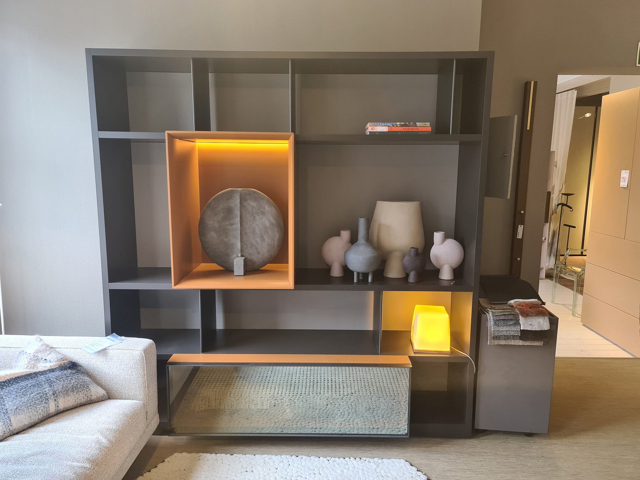 Molteni & C Wall cabinet 505 UP | €8,333 | Whoppah