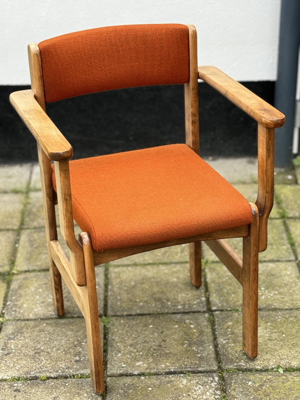 Vintage Scandinavian Arm Chair | €125 | Whoppah