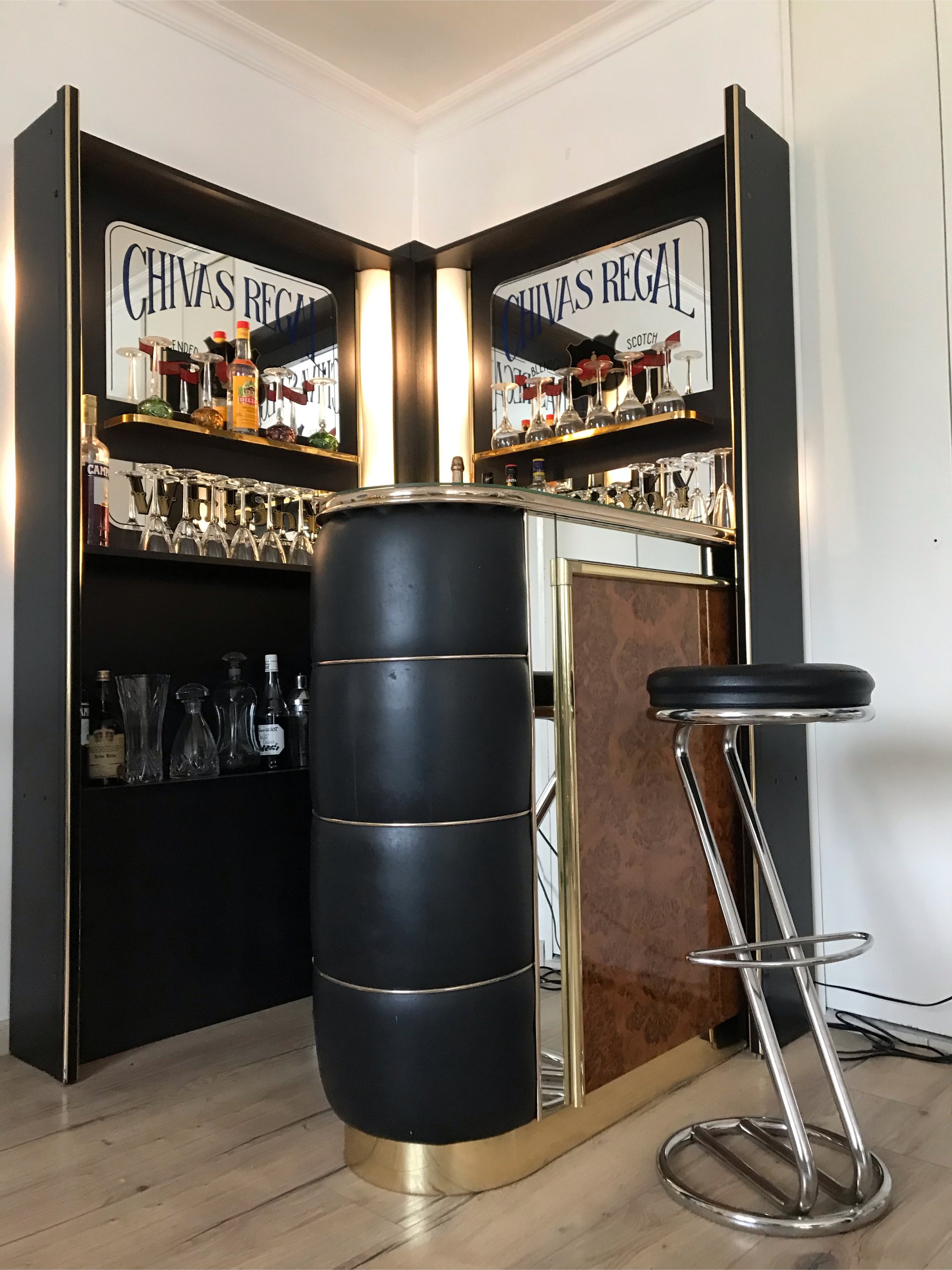 80s home bar Chivas | €2,600 | Whoppah