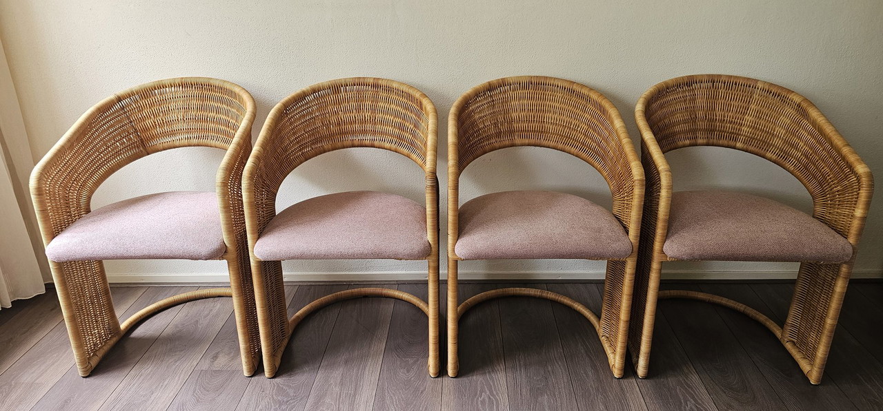 4 Lute Van Der Helm Chairs | €1,175 | Whoppah