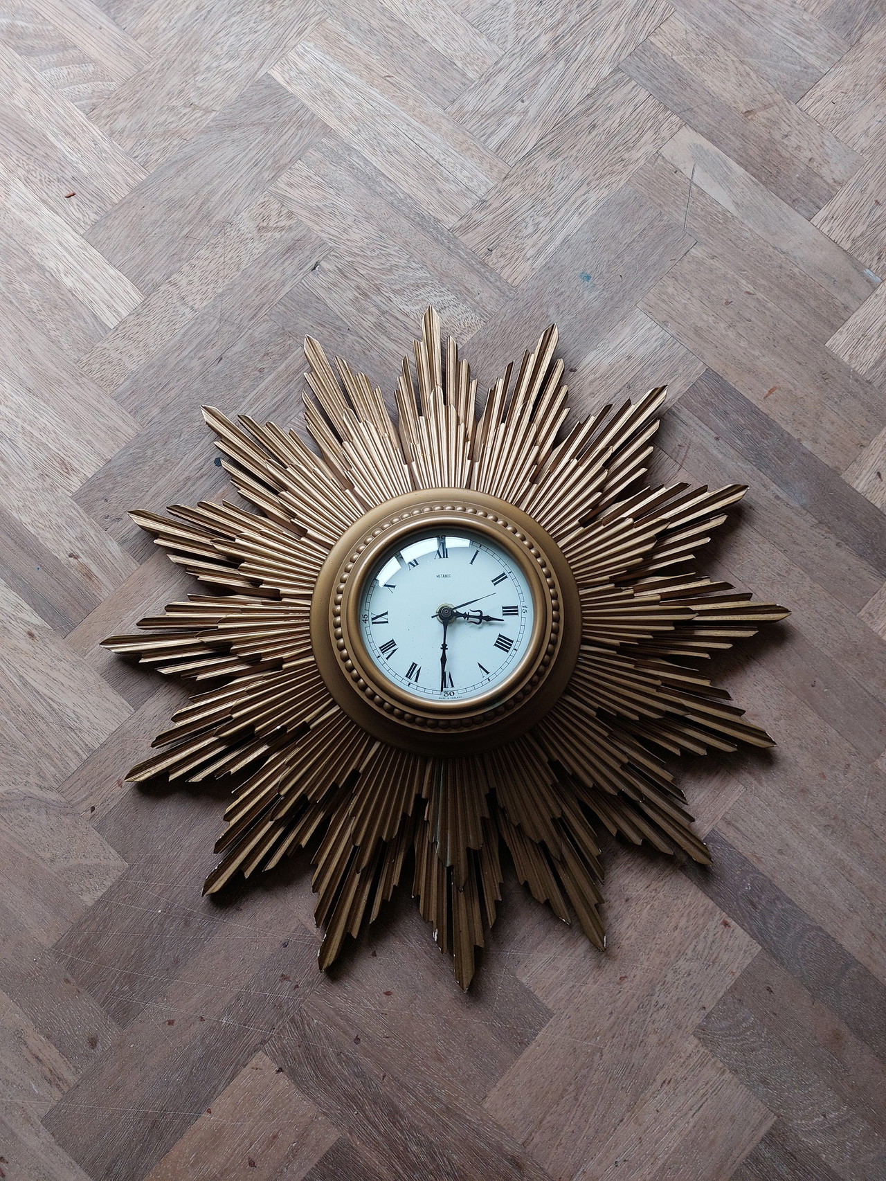 Vintage sun clock | €150 | Whoppah