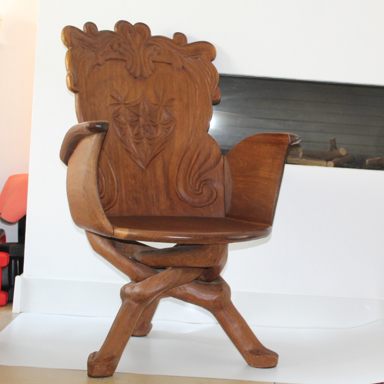 Gaudi Chair | €2,250 | Whoppah
