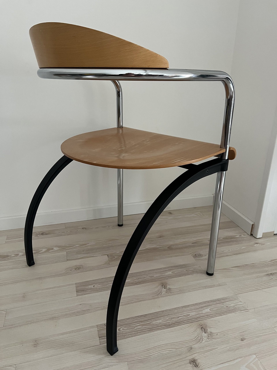 4X Vintage Design Chairs | €315 | Whoppah