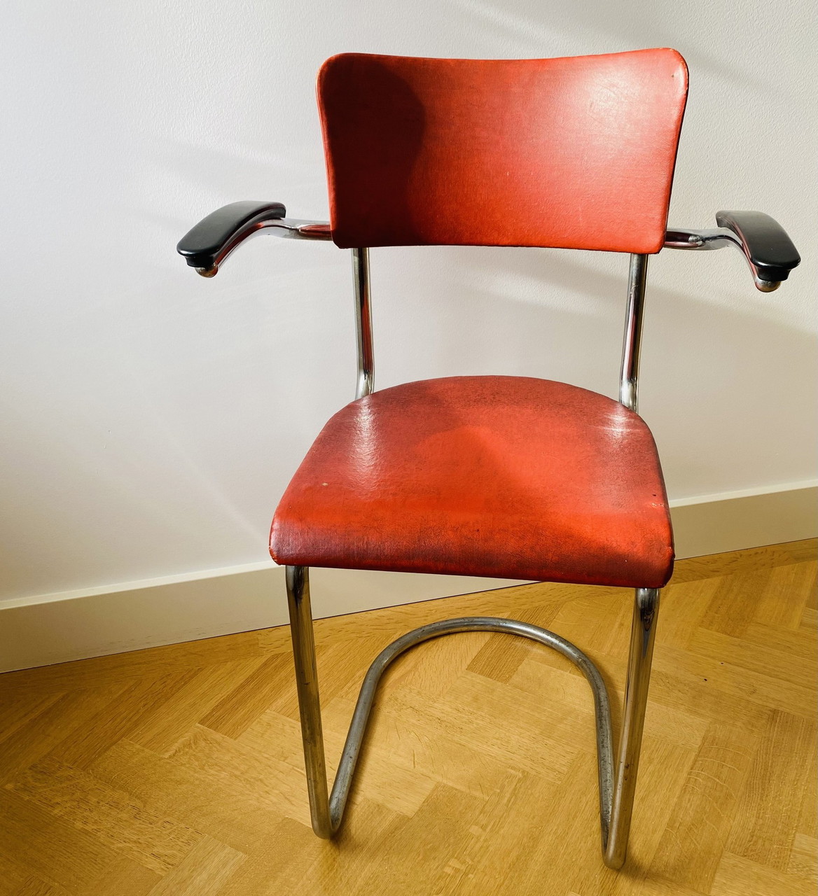 Original Steel Tubular Chair, Ca. 1940 | €75 | Whoppah