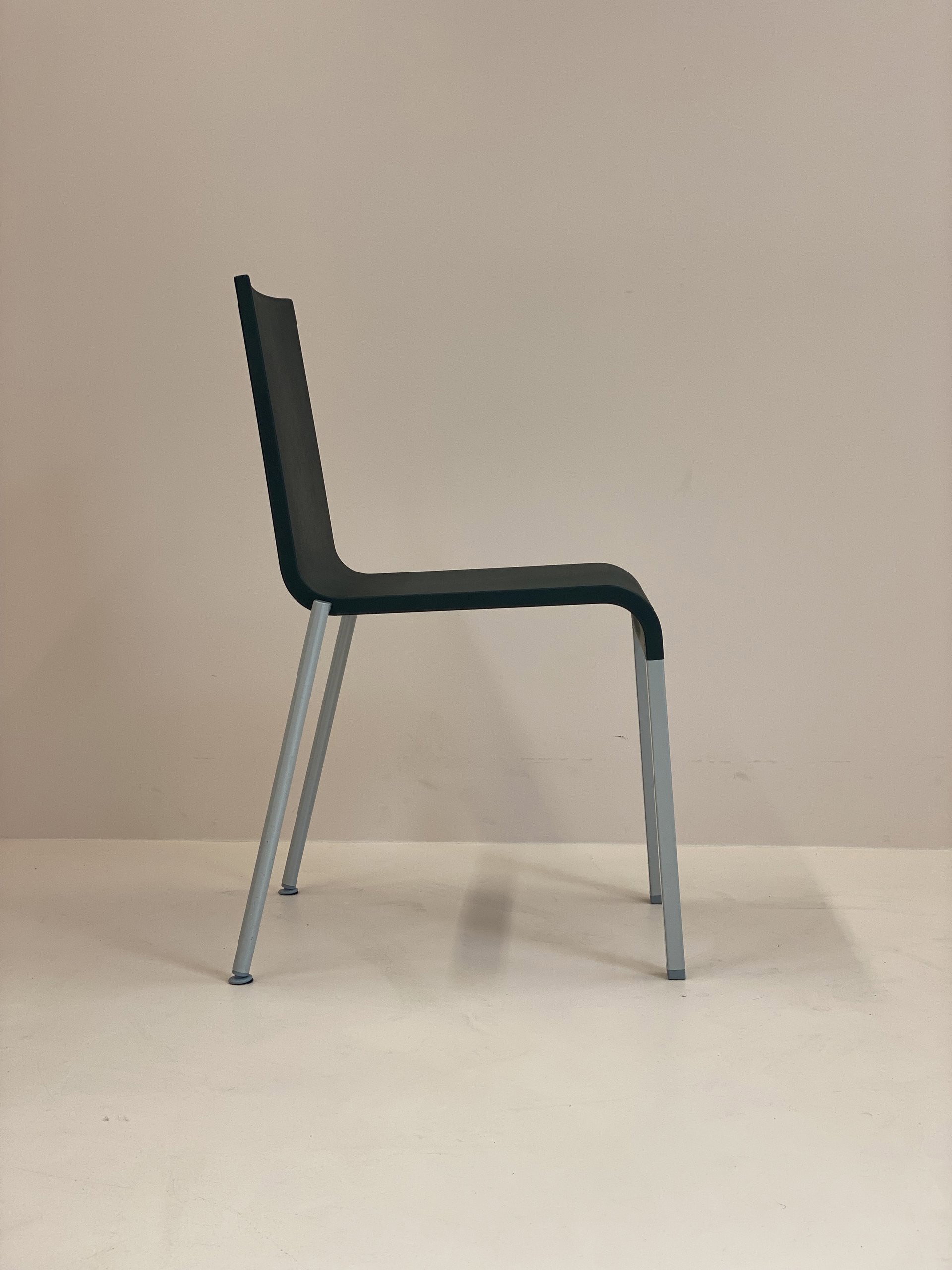 Vitra 03 chair | €260 | Whoppah