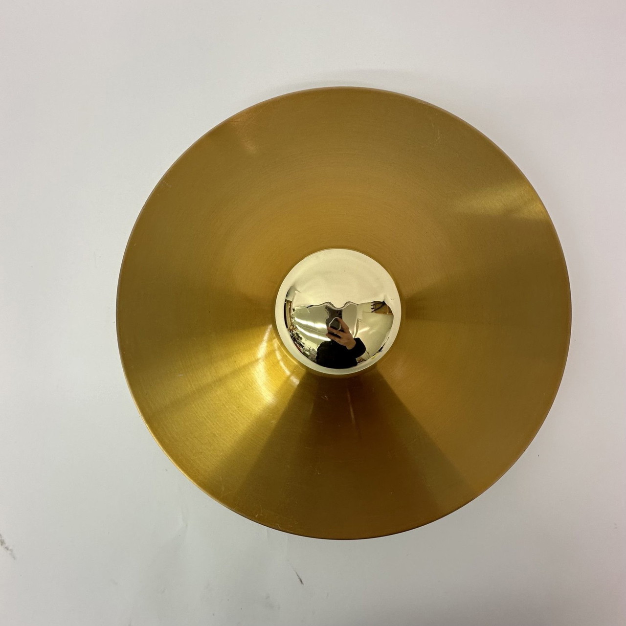 Mid Century design wall lamp disc , 1970’s | €375 | Whoppah