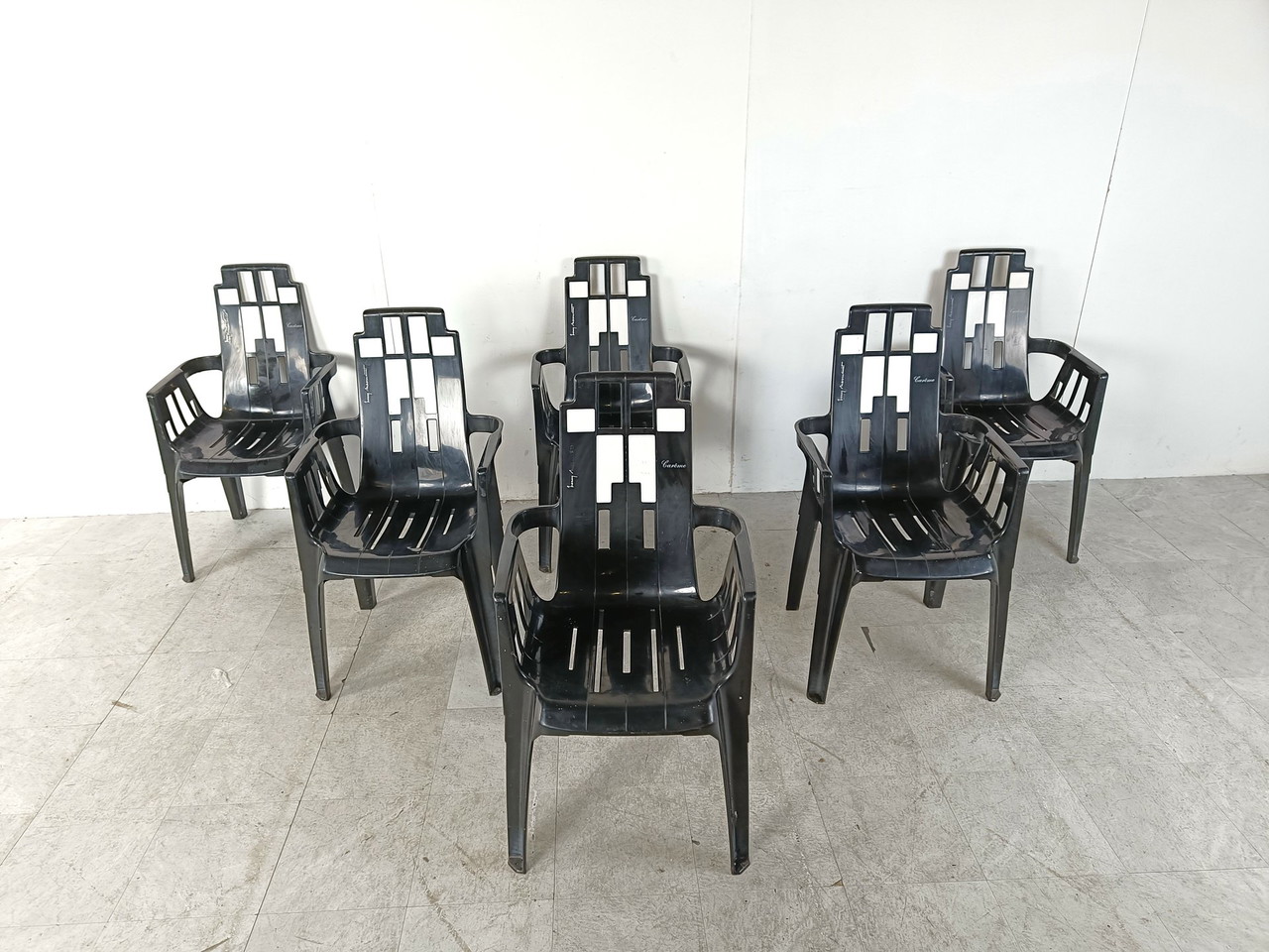 6 sillas Boston de Henry Massonnet y Pierre Paulin | €950 | Whoppah