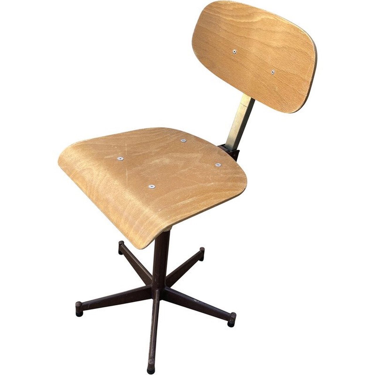 Vintage industrial swivel D chair in wood and metal, 1950 | €90 | Whoppah