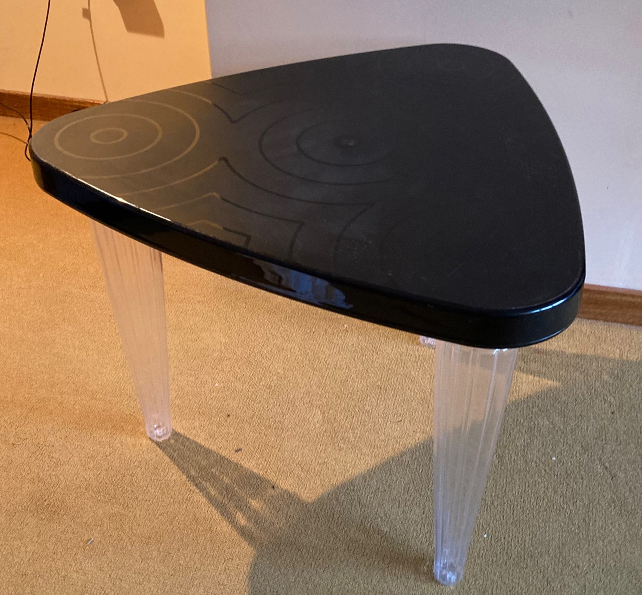Table d'appoint Maria Vinka | €35 | Whoppah