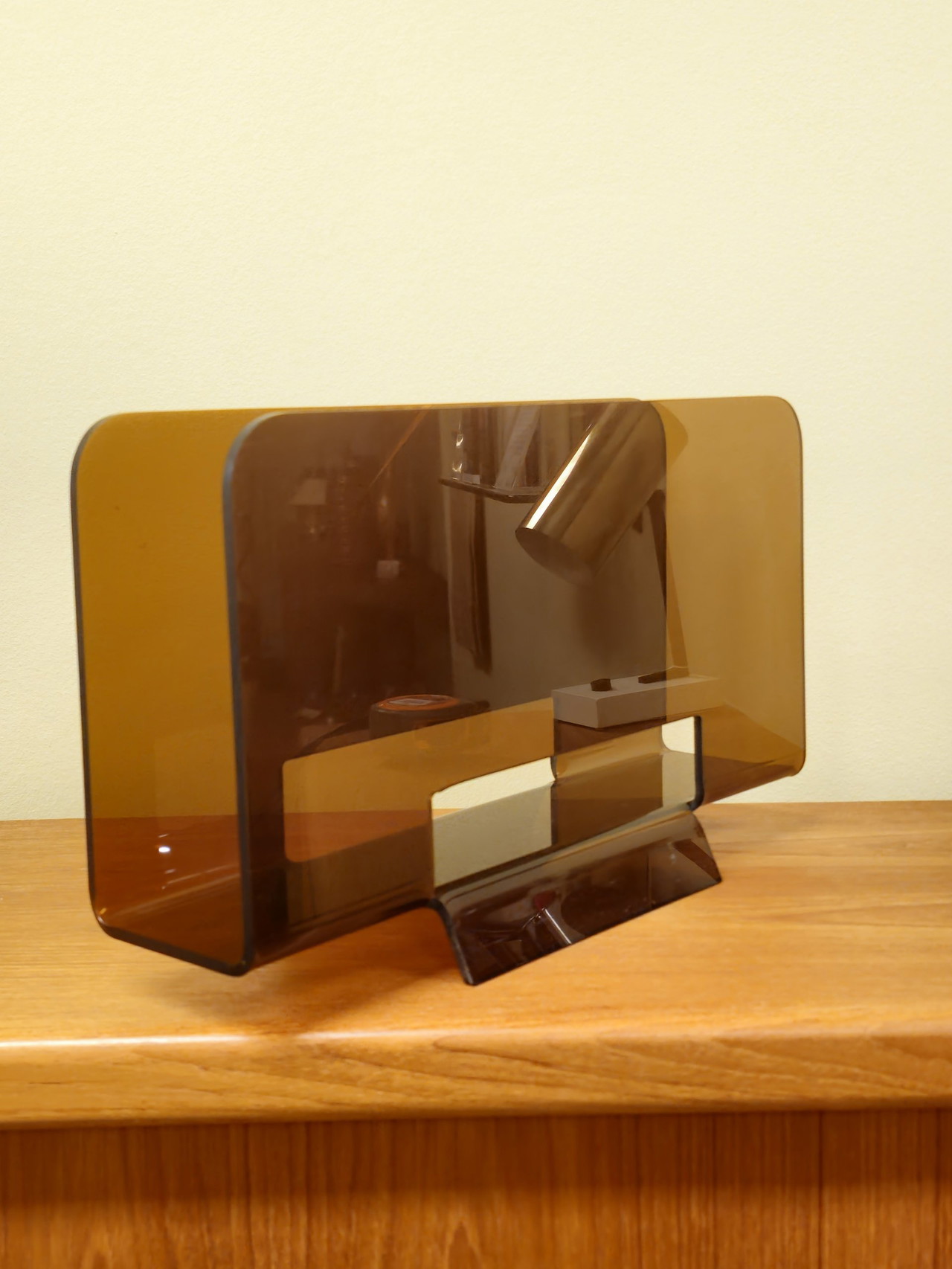 Vintage Space Age Plexiglass Brown Reading Tray Newspaper rack | €175 ...