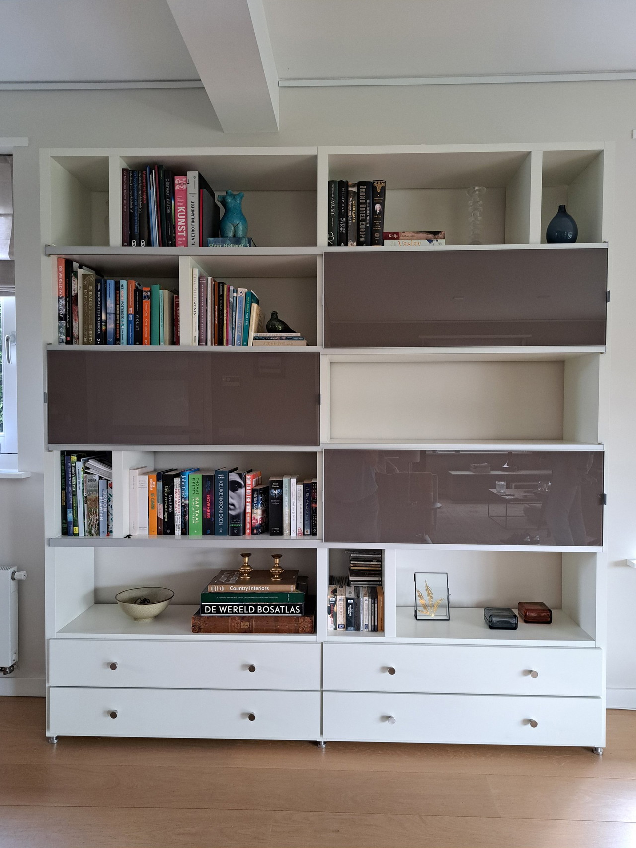 Hulsta Mega Design wall cabinet | €1,200 | Whoppah