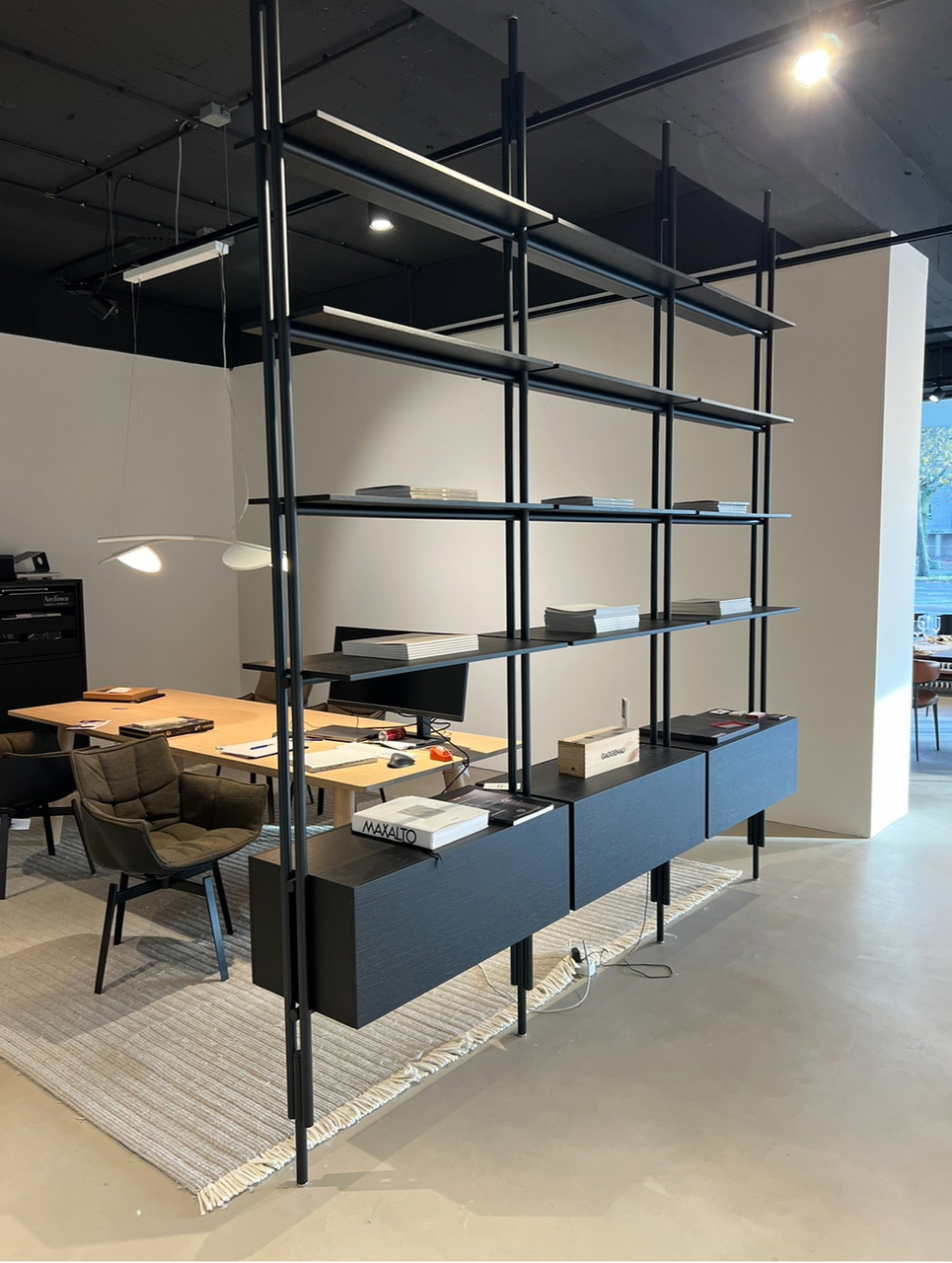 Système "Jack" de B&B Italia, séparateur de pièce (mural), armoire | € ...