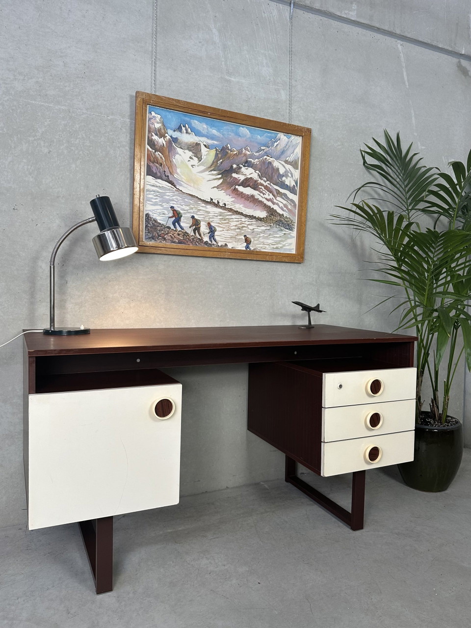 Vintage seventies desk | €200 | Whoppah