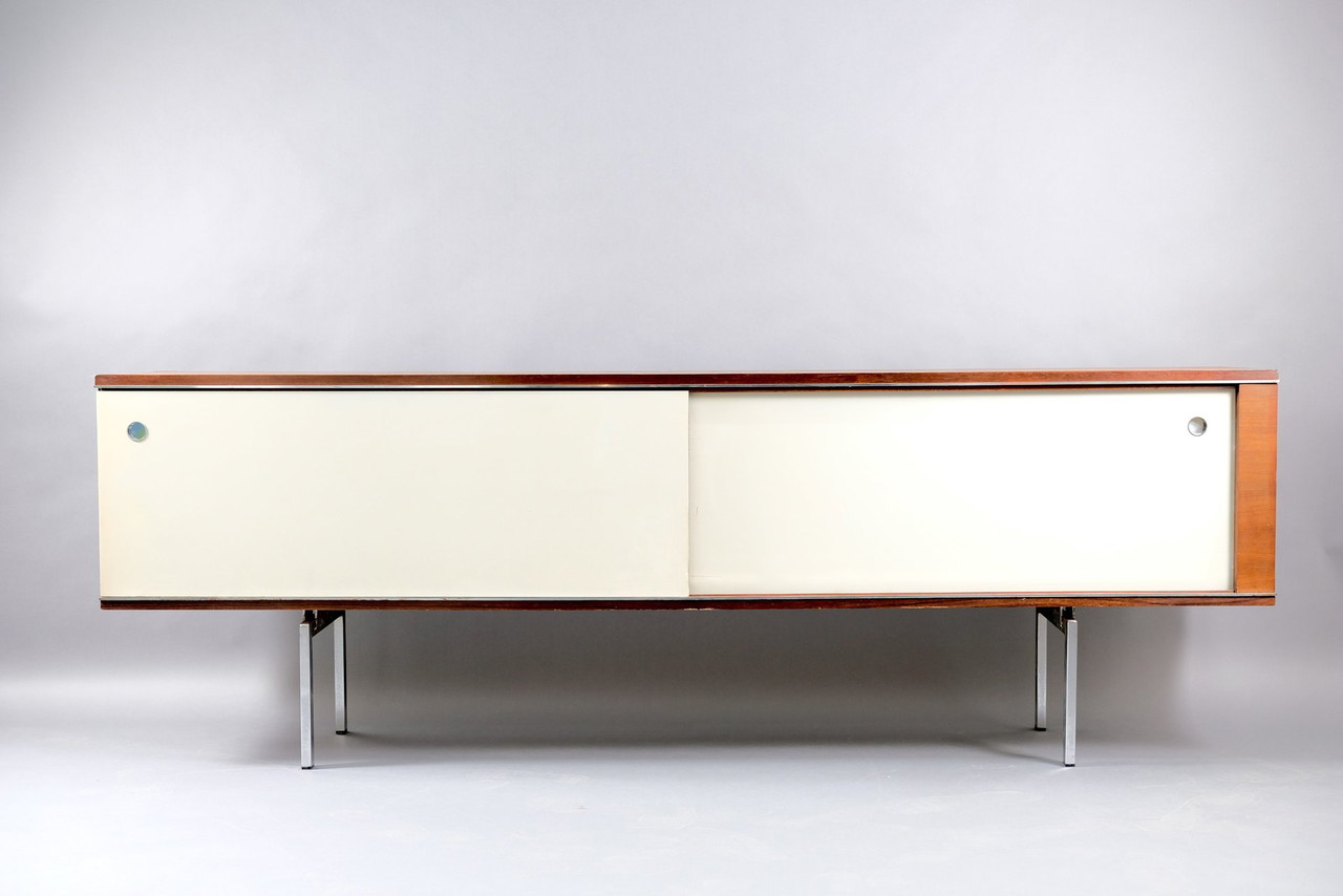 Spectrum sideboard by Martin Visser and Walter Antonis | €3,850 | Whoppah