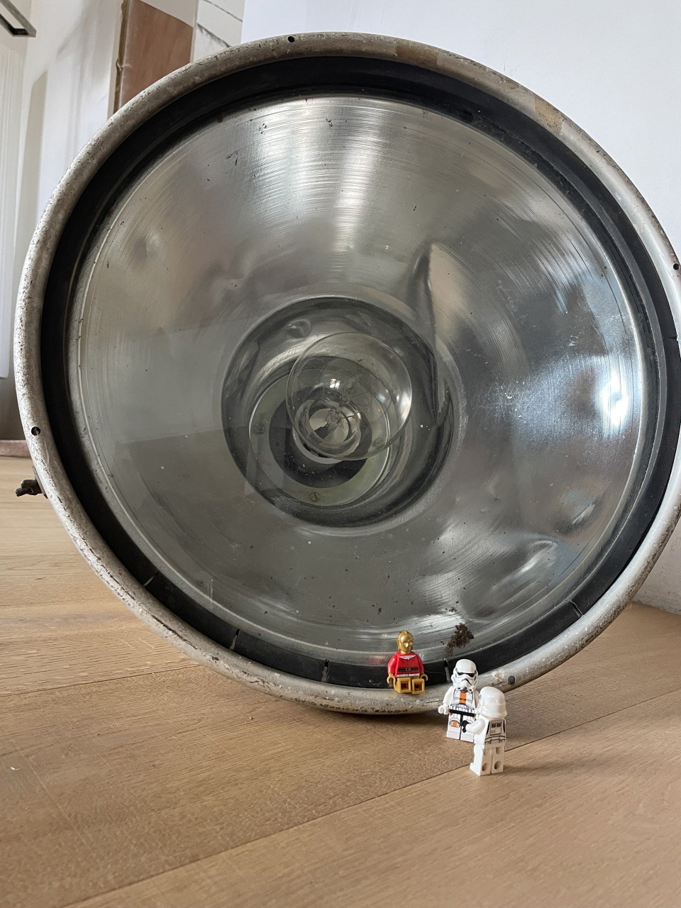 Gran lámpara industrial de Veb Narva Combine (RDA) | €70 | Whoppah