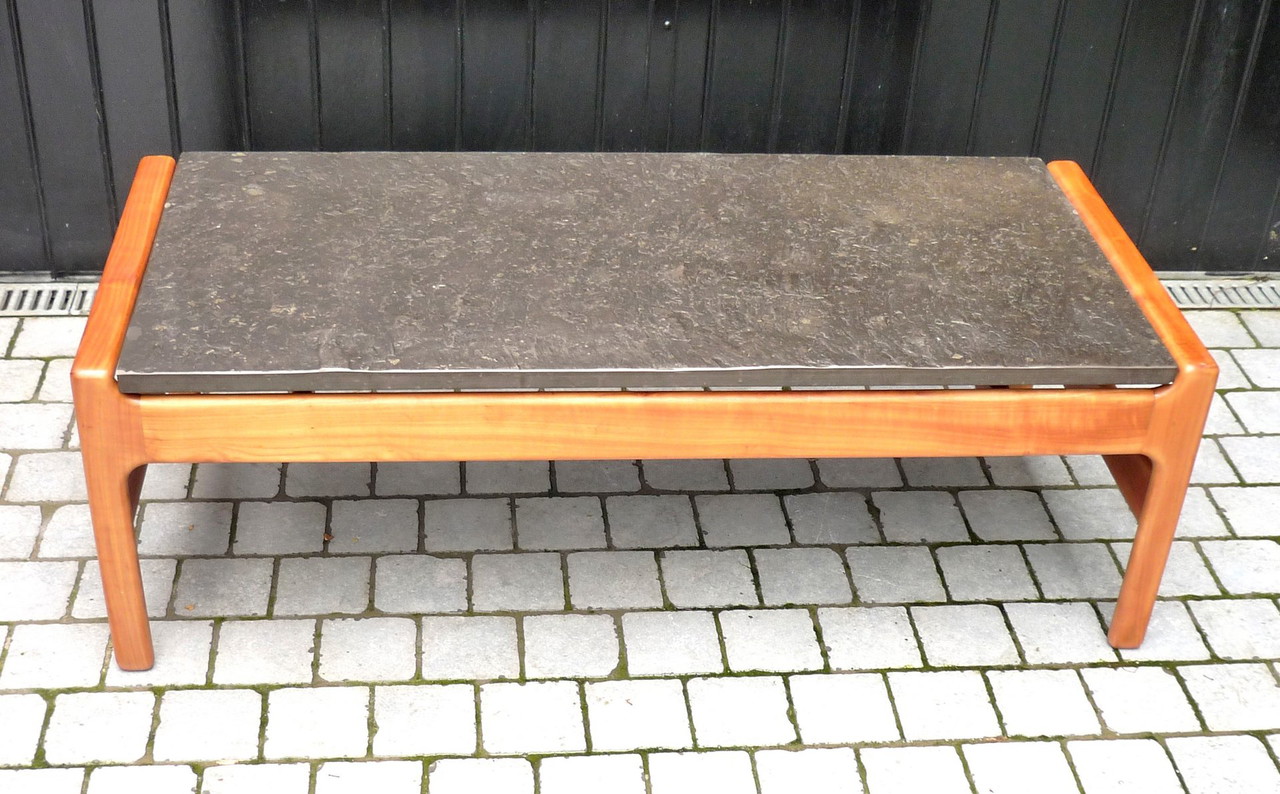 Taéble low slate slab | €540 | Whoppah