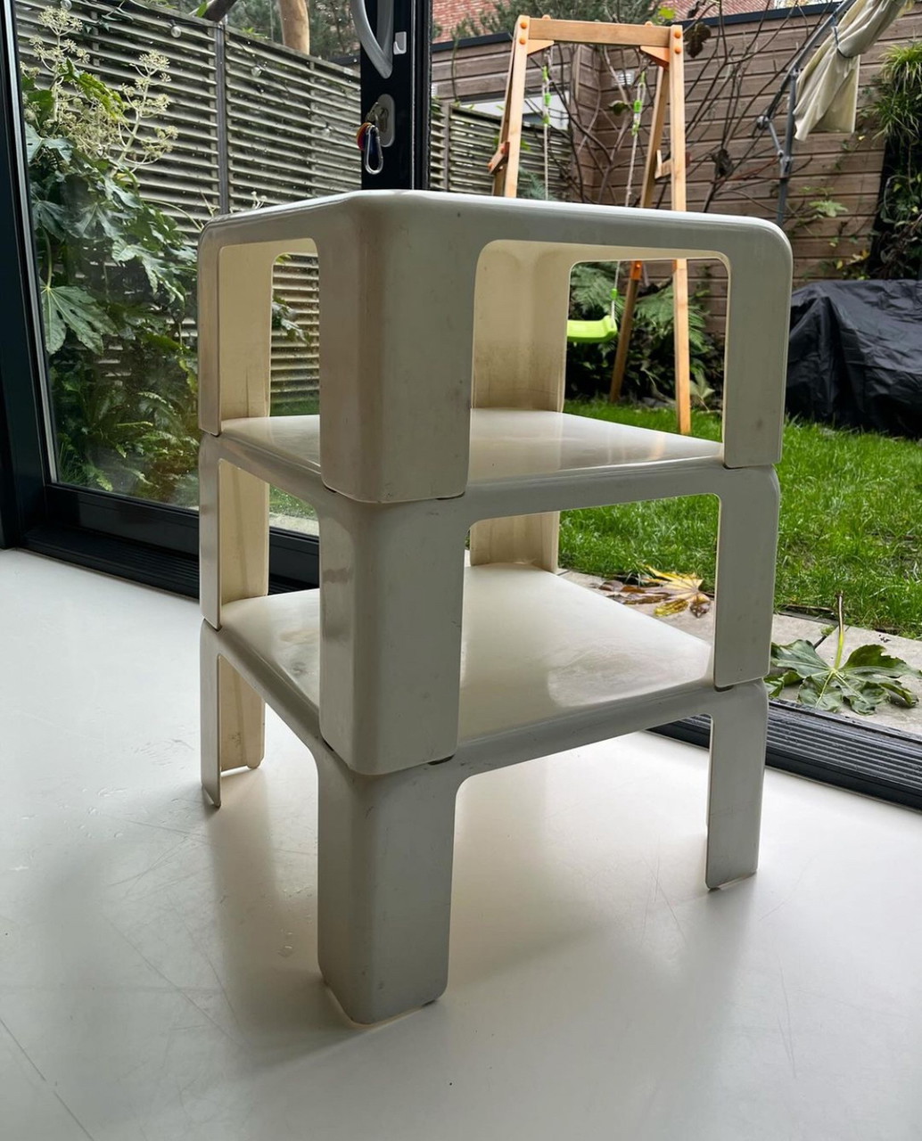 B&b Italia Table. Bellini- Gatti | €540 | Whoppah