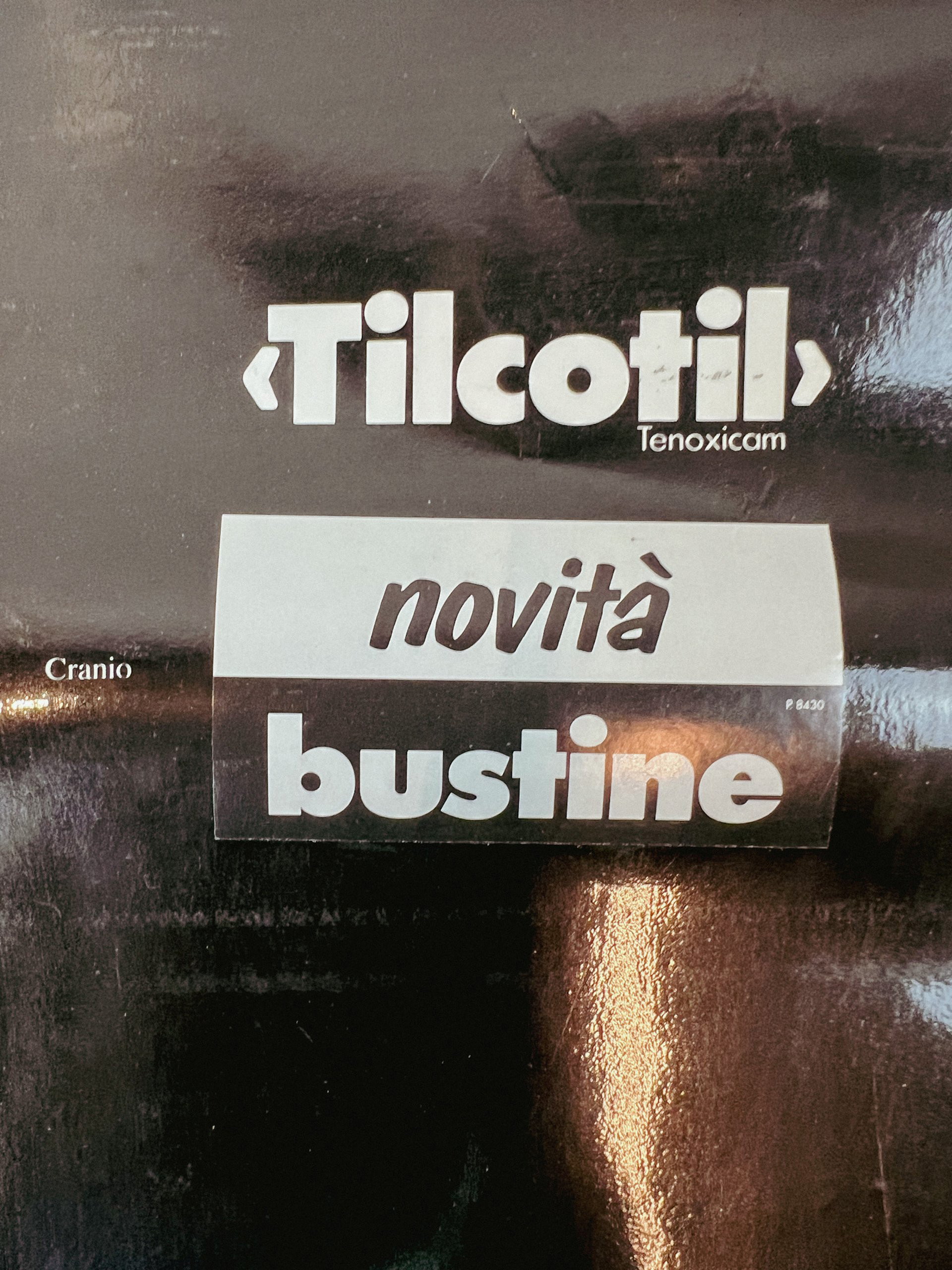 Plasticized poster of human skeleton 157 cm, 1980's | € 145 | Whoppah