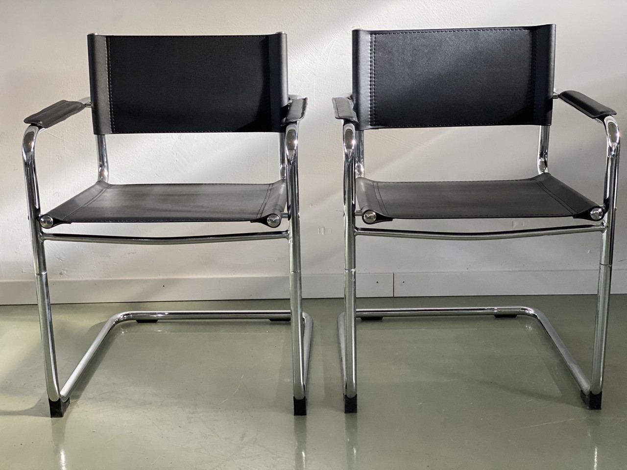 2x Vintage black tubular frame chairs | €499 | Whoppah