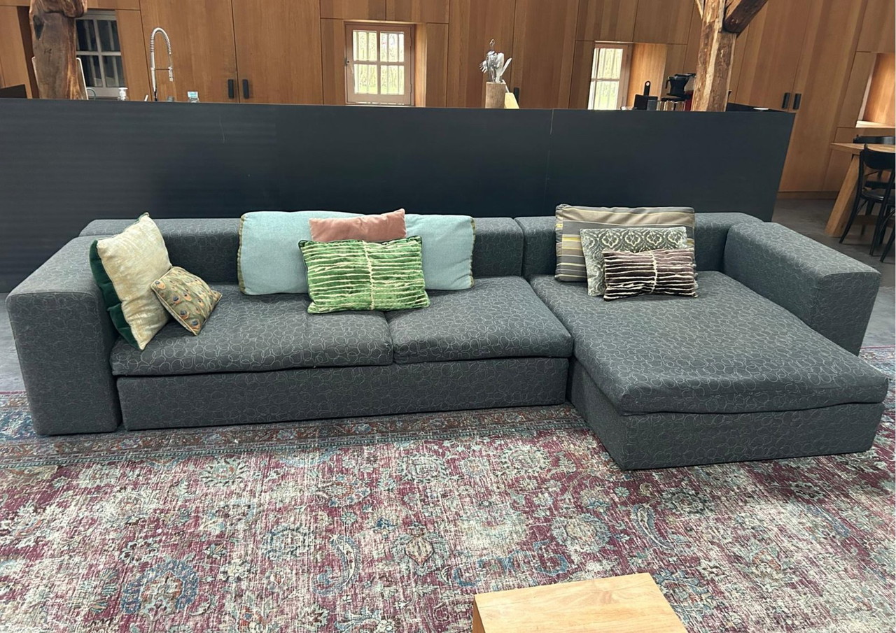 Moroso Springfield Sofa | €500 | Whoppah