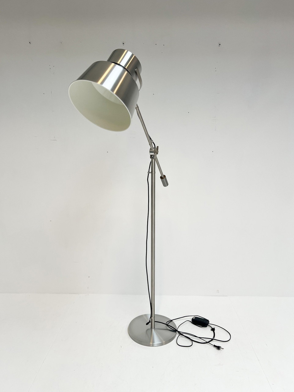 Metal Hala Zeist Floor Lamp, 1970'S | €299 | Whoppah