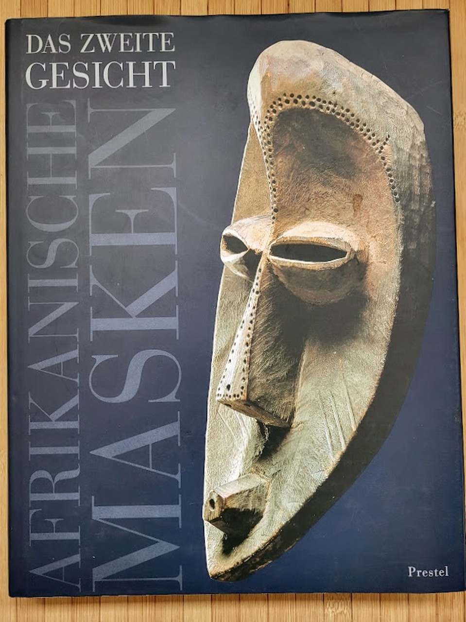 DAS SWEET VIEW. AFRICAN MASKS FROM THE SAMMLUNG BARBIER-MUELLER | €25 ...