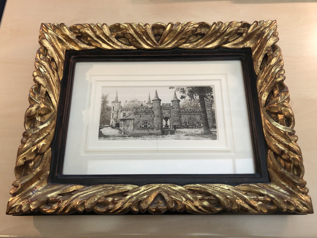 Classic frame gold leaf gilded | €600 | Whoppah