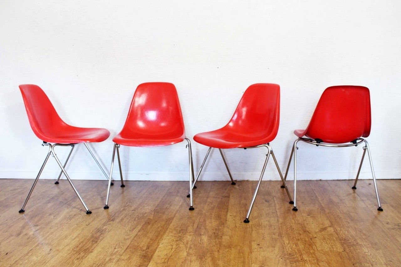 4× fiberglass STELLA chairs | €360 | Whoppah