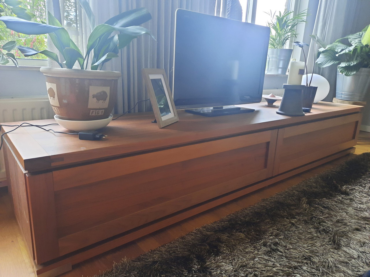 Hulsta Lanum Tv Cabinet | €250 | Whoppah