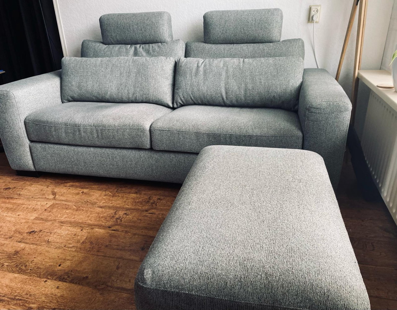 Montèl Infinity Square 2.5 seater sofa | €750 | Whoppah