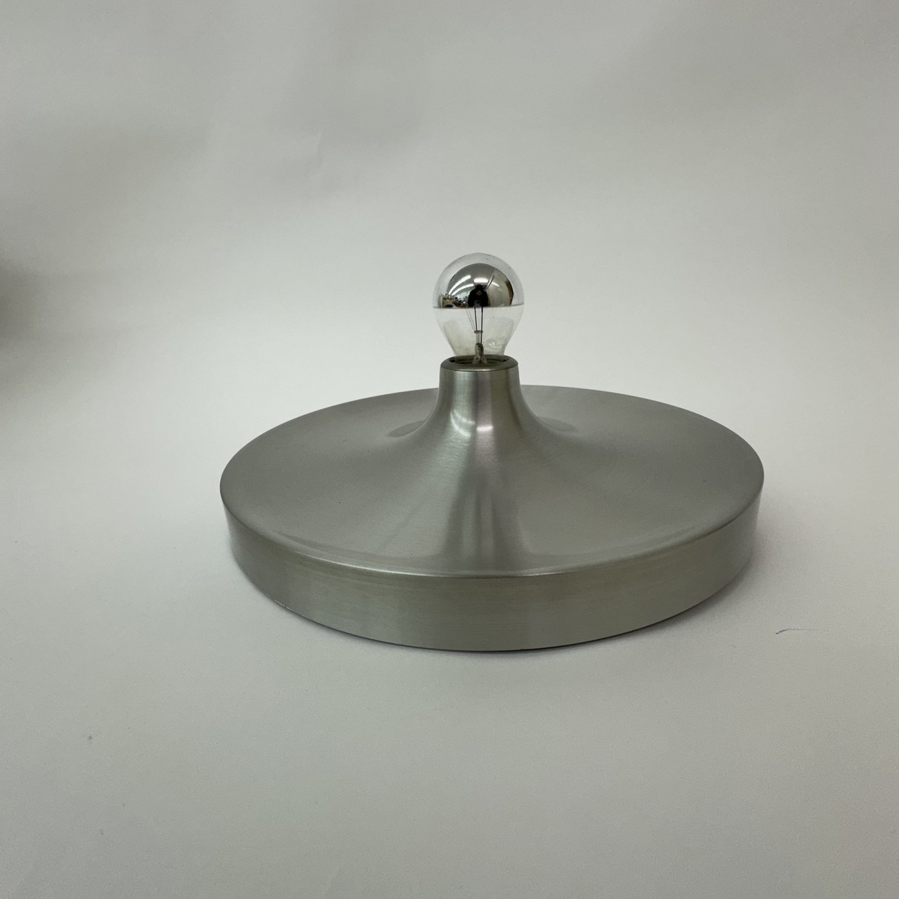 Honsel Leuchten wall lamp disc from the 1970s | €550 | Whoppah