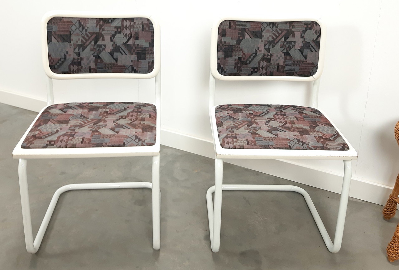 2x Vintage tubular frame chairs | €140 | Whoppah