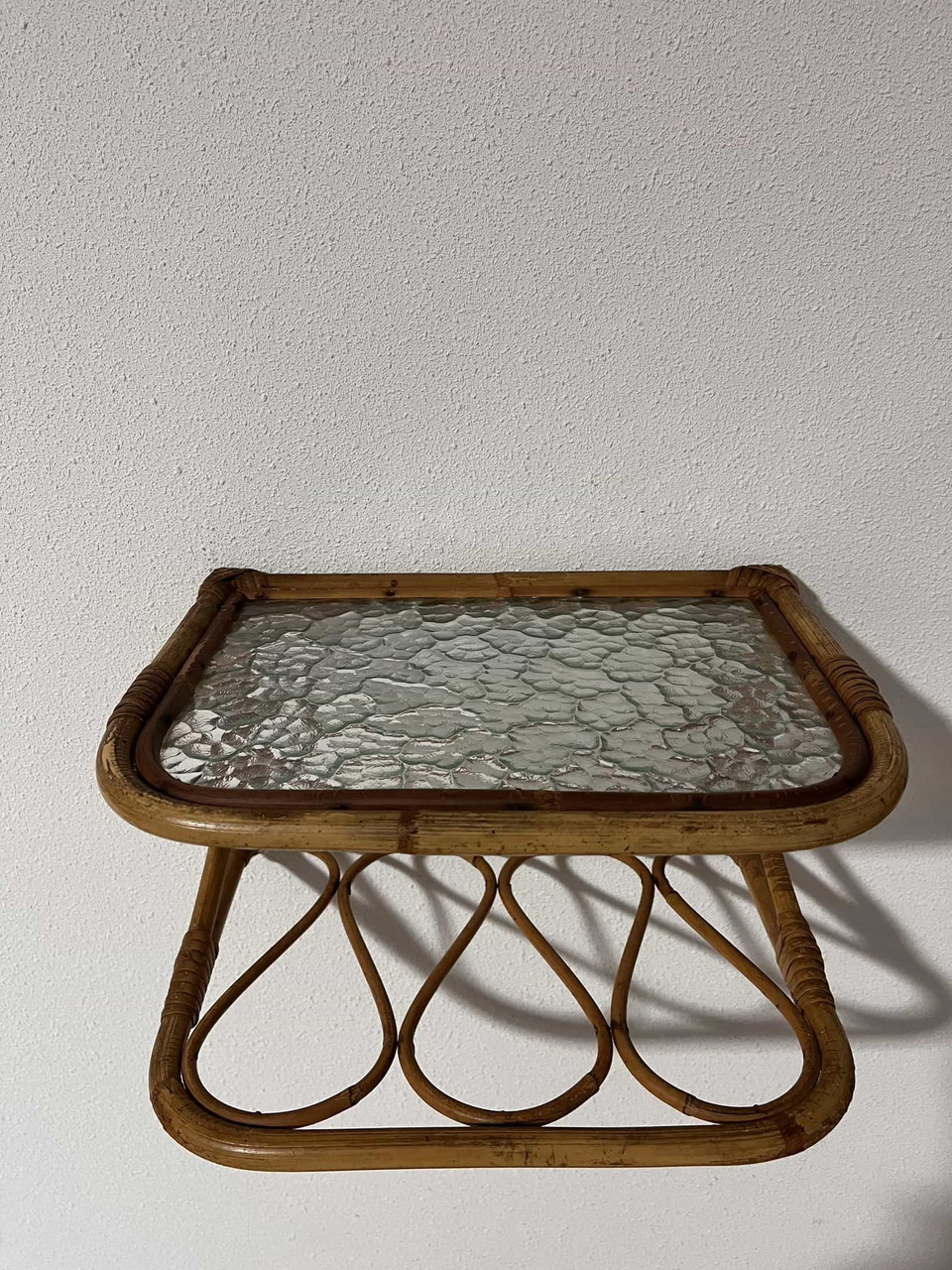 Vintage rattan wall rack | €149 | Whoppah