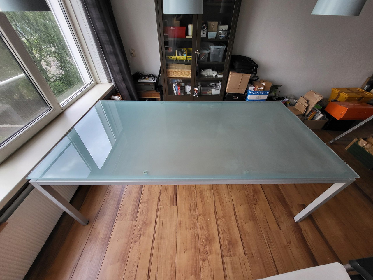 Paco Capdell glass dining table | €65 | Whoppah