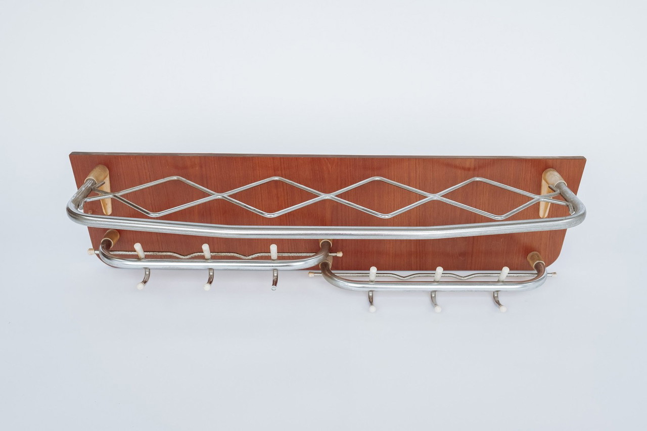Vintage Wooden Coat Rack 1950s | €95 | Whoppah