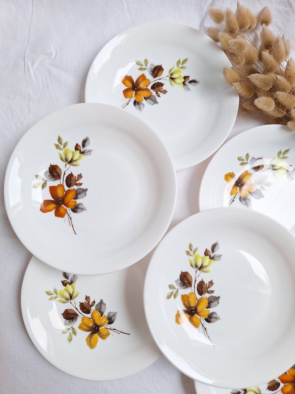 retro dinner service