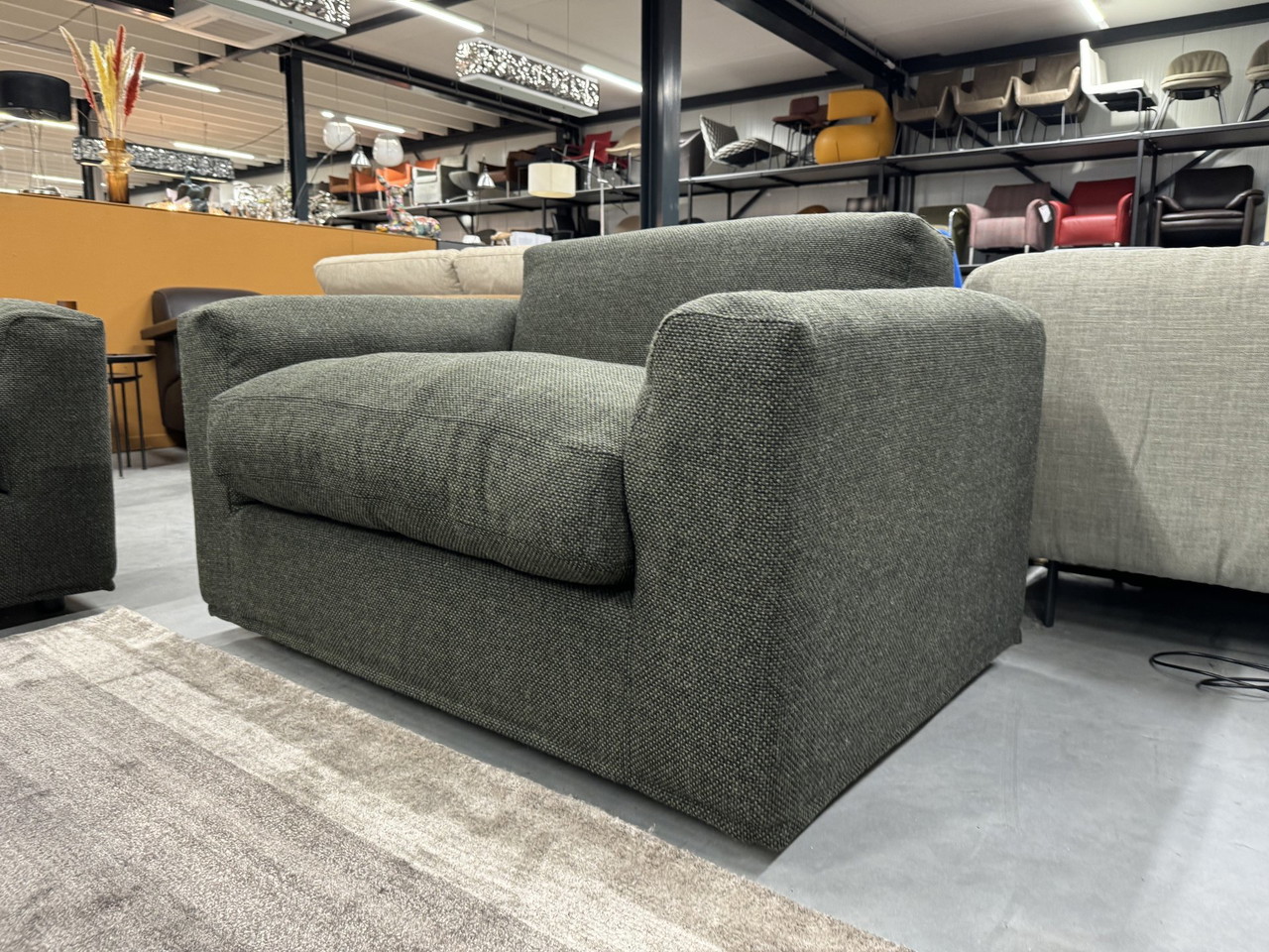 Gelderland 0905 Armchair the squad Andes fabric 58 | €2,350 | Whoppah