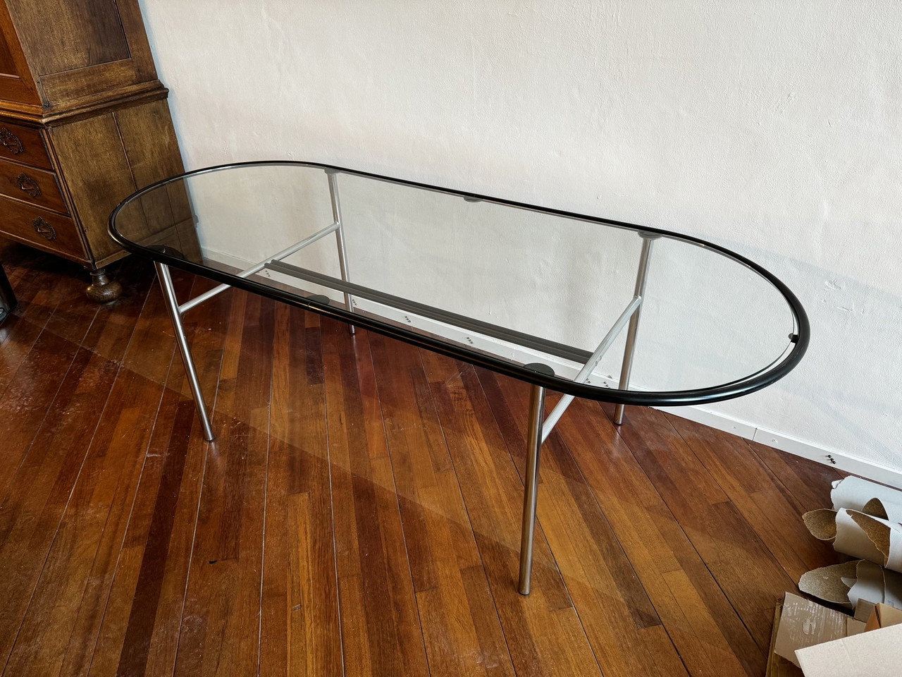 Glass design table | €5 | Whoppah