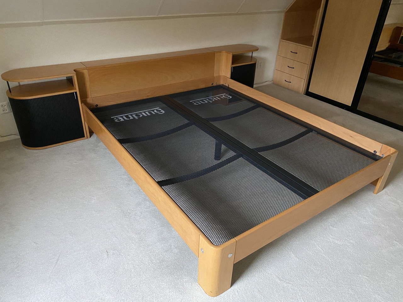 Auping auronde with back panel and 2 bedside tables with roller doors ...