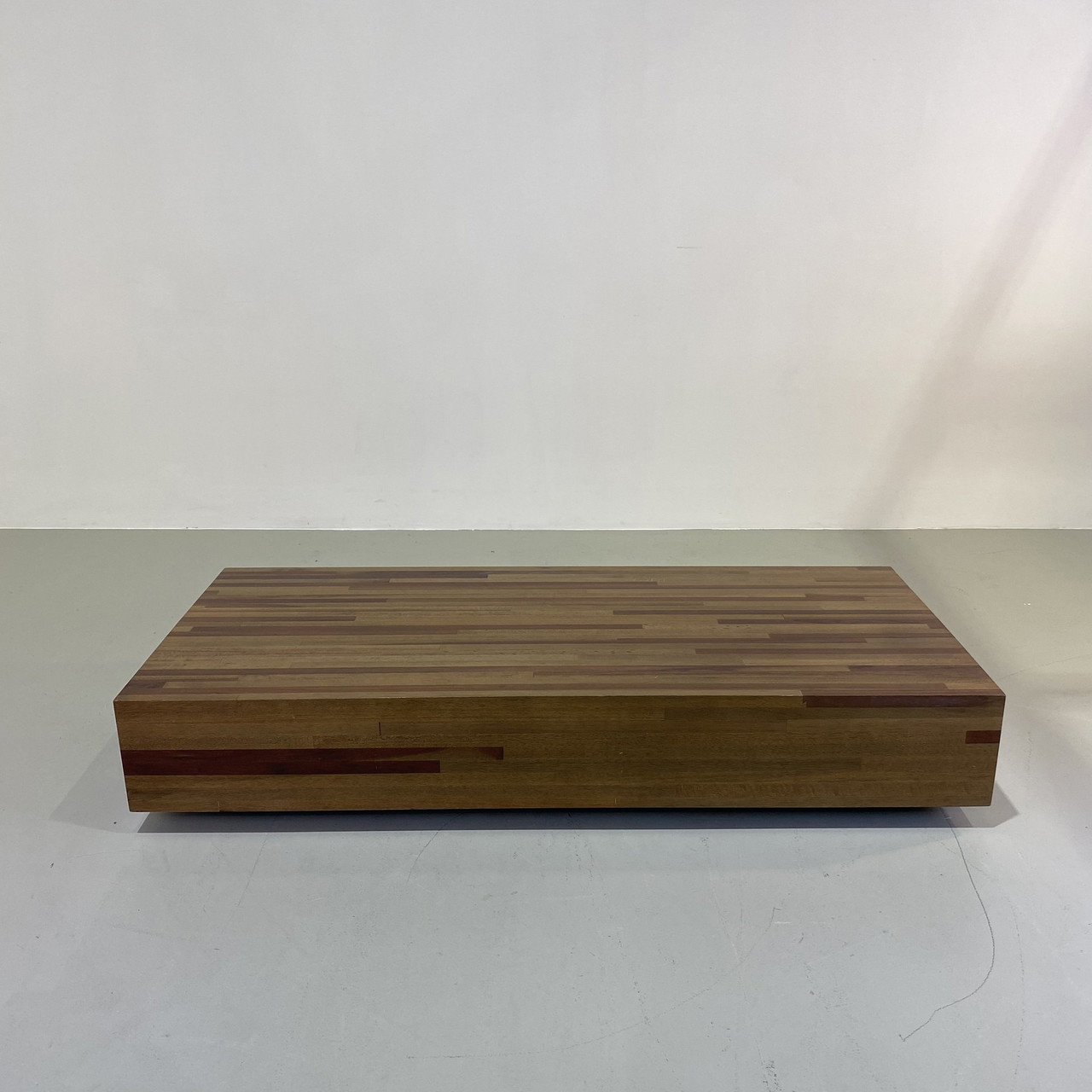 Linteloo Aulia coffee table | €150 | Whoppah