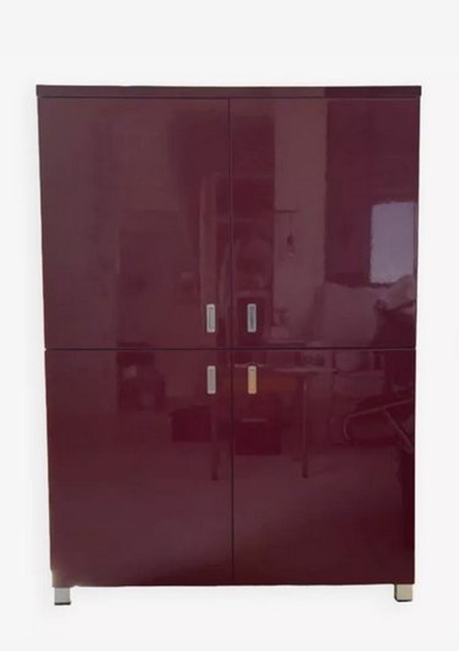 Habitat Sideboard/Cabinet Red Lacquer | €400 | Whoppah