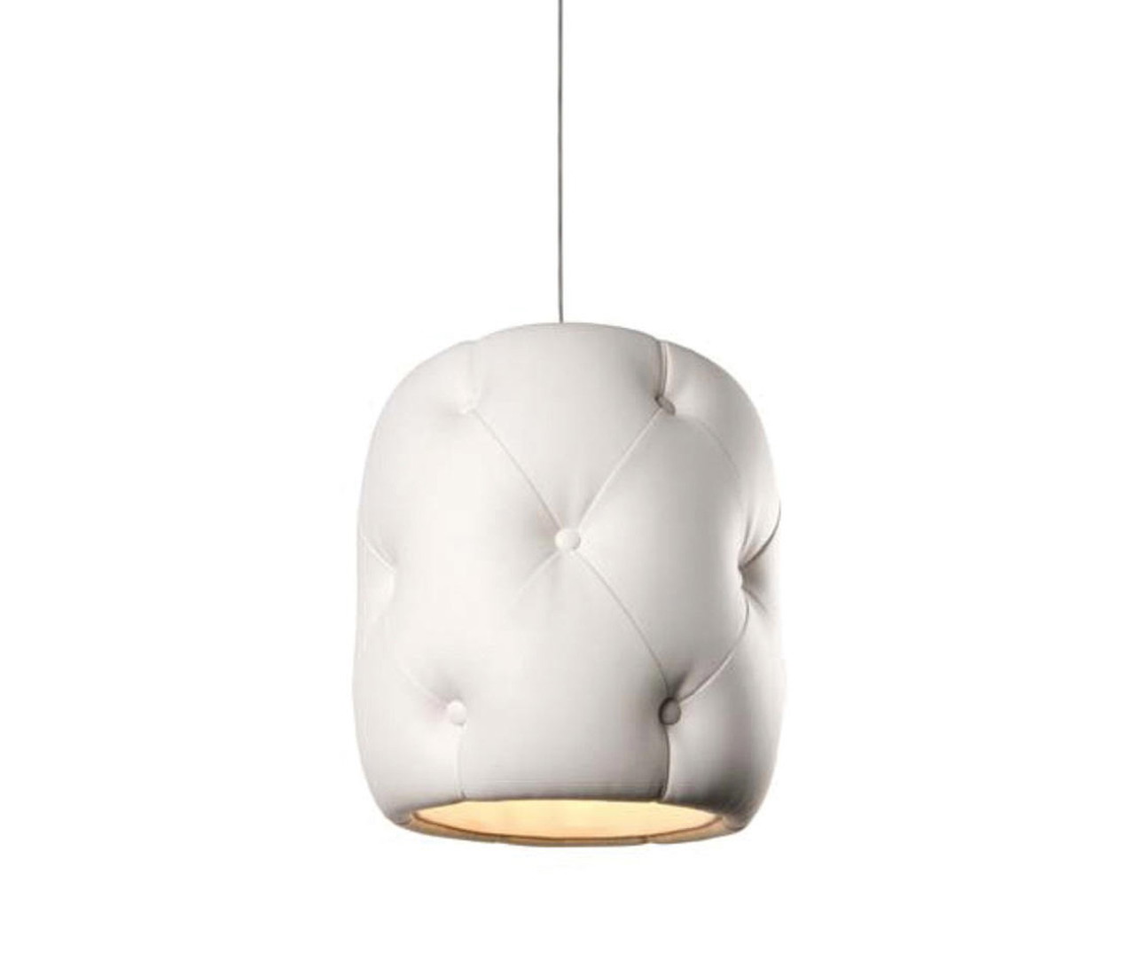 3x Chesterfield design lamp | €325 | Whoppah